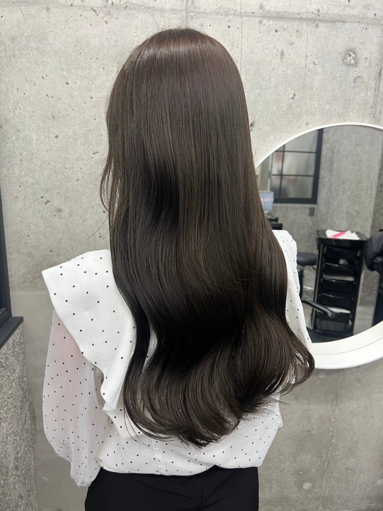 秋冬におすすめ🤎赤みを消したヘアカラー特集 | RASICA(ラシカ)